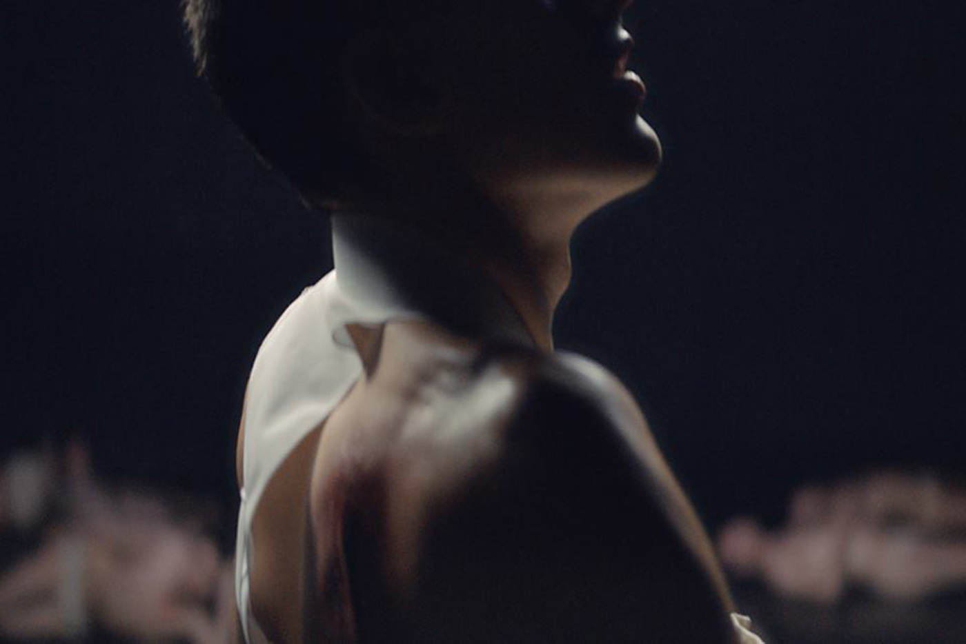 Arca estrena adelanto y videoclip de su nuevo disco