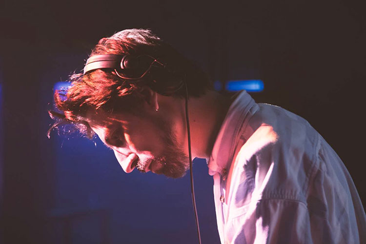 Pau Roca - Noticias, discos, entrevistas y conciertos - MondoSonoro